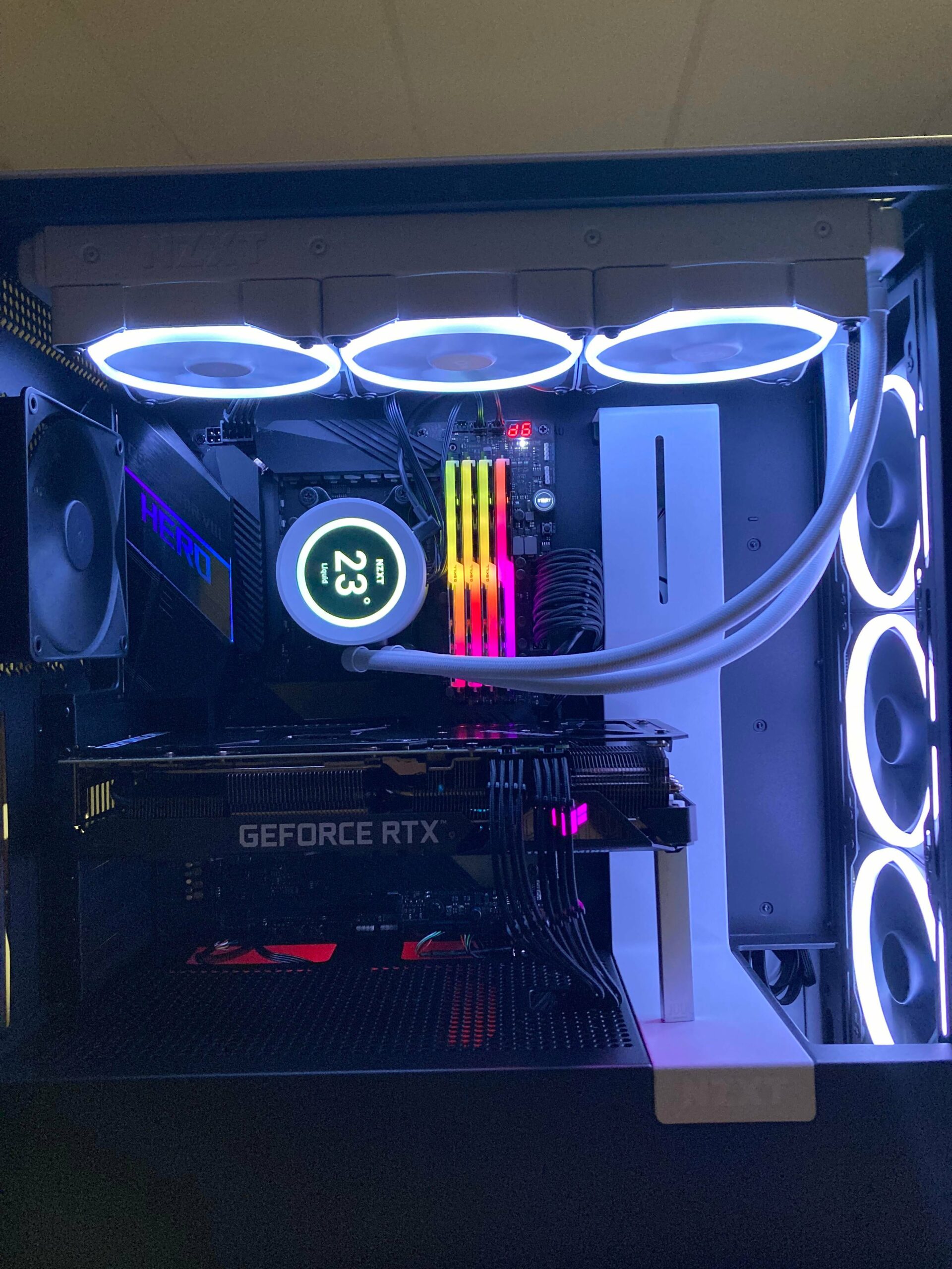 First ever pc build. Don’t mind the juul stick as the gpu support and ...