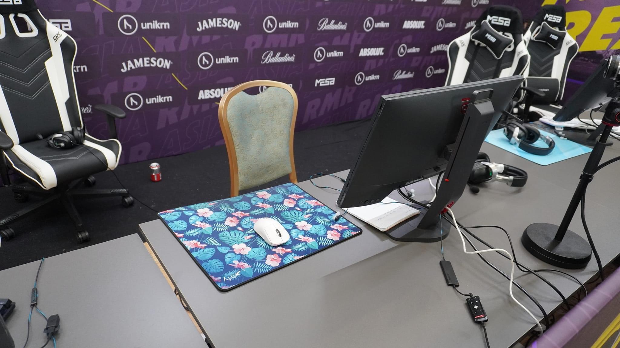 Mongolz blitz’s secret weapon (his chair) - FPSHUB | FPS GAMES HUB |FPS ...