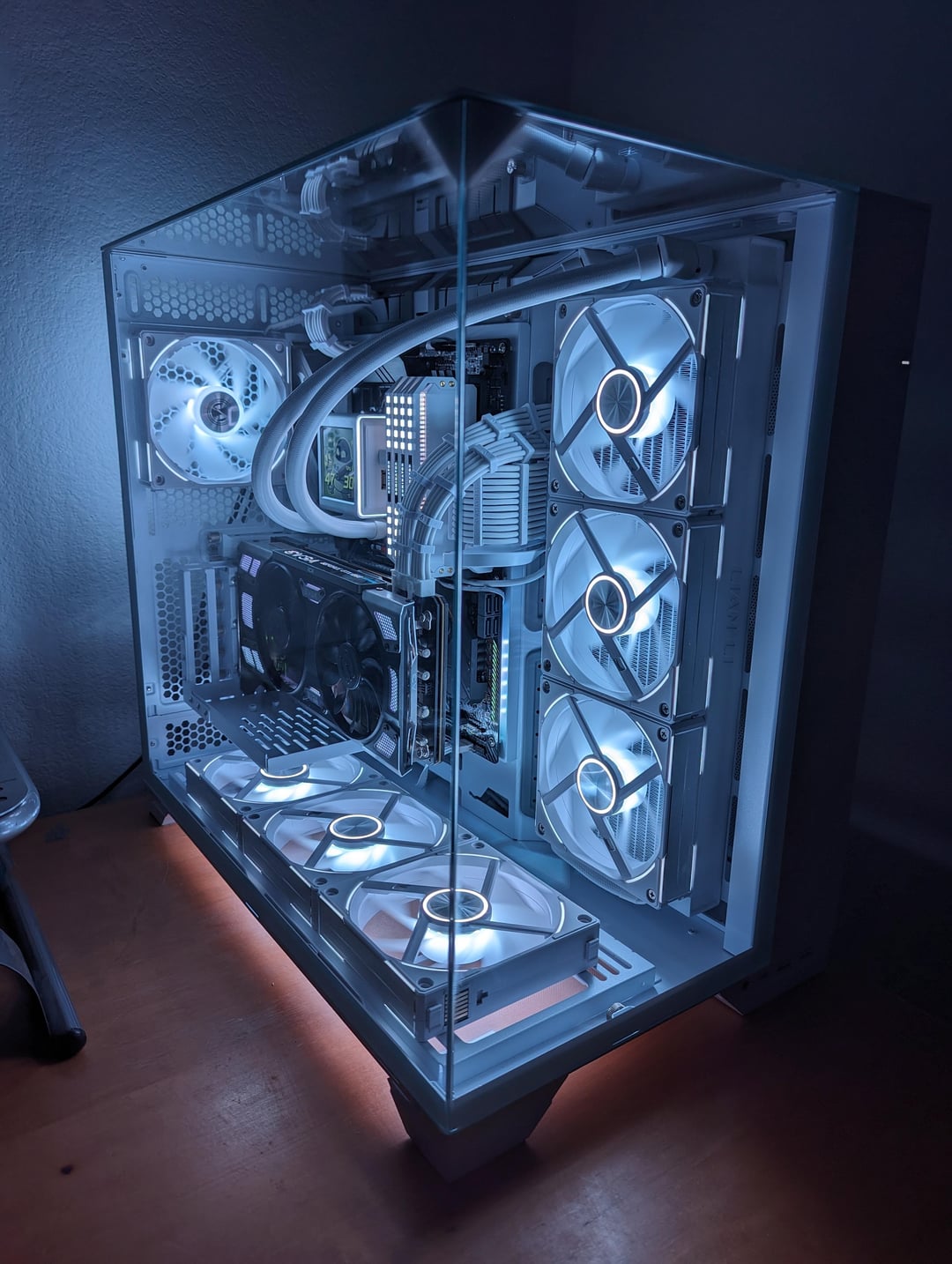 GF had a Vision - Lian Li x PCMR O11D Vision - FPSHUB