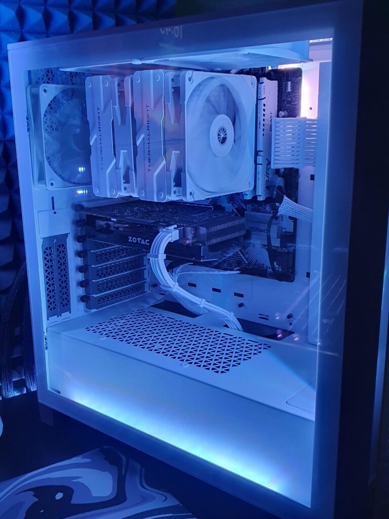 [Showcase] White Build - FPSHUB | FPS GAMES HUB |FPS GAMING HUB