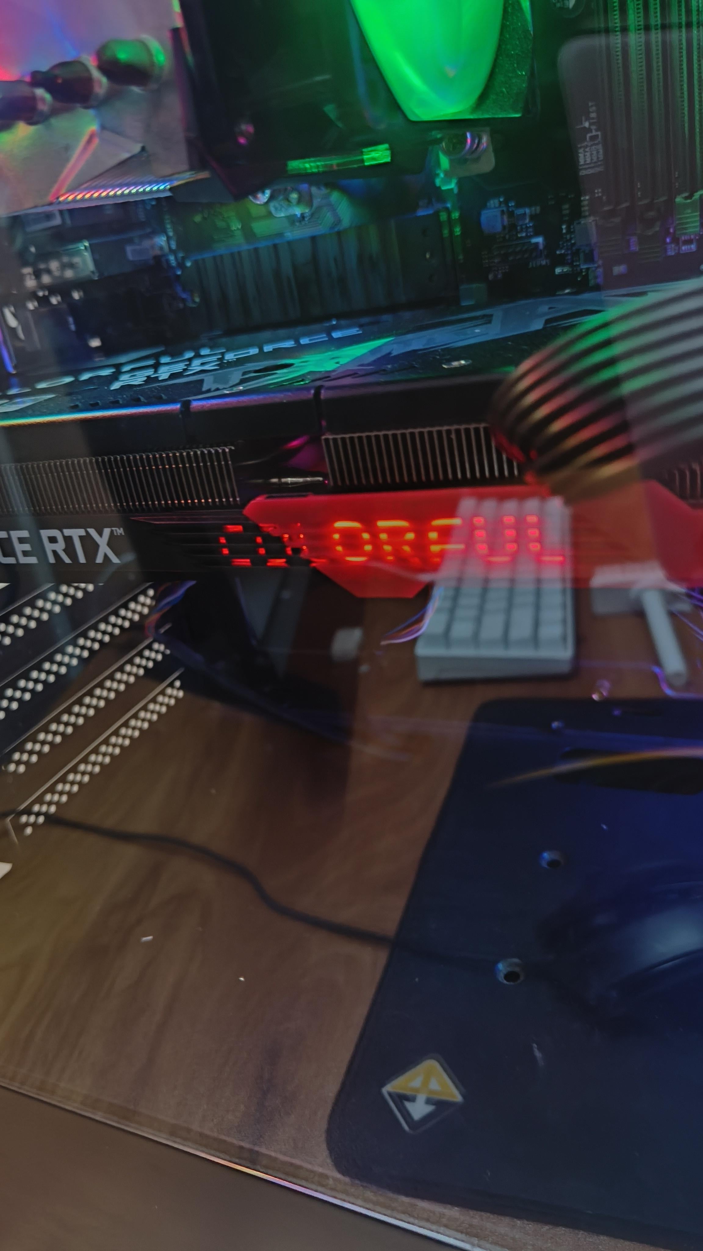 Red light On Rtx3060 - FPSHUB | FPS GAMES HUB |FPS GAMING HUB