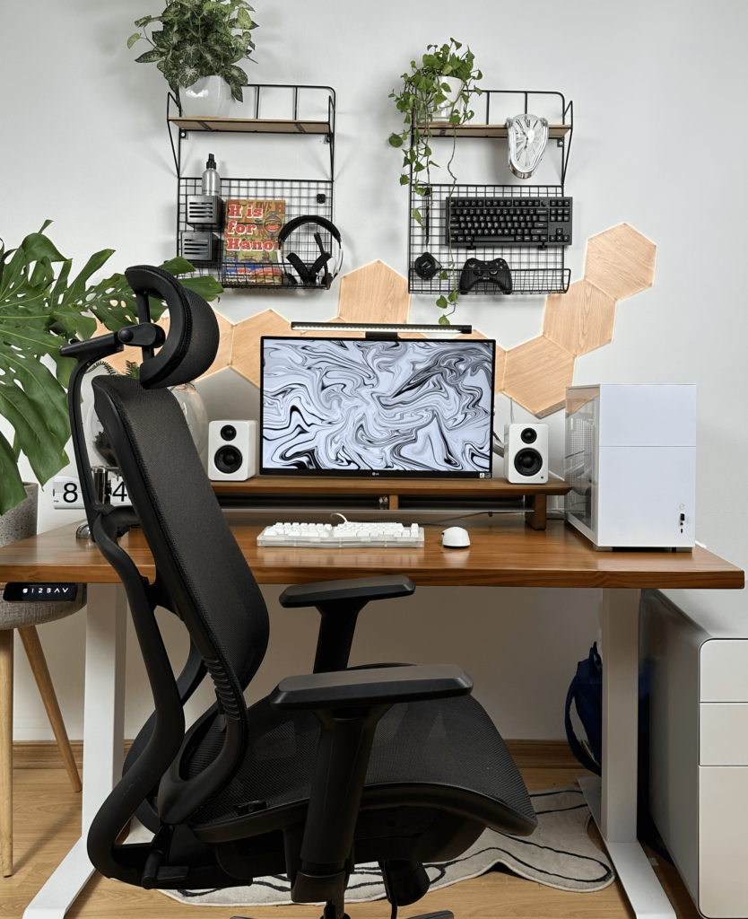 My desk setup using the 3 colors rule - FPSHUB | FPS GAMES HUB |FPS ...