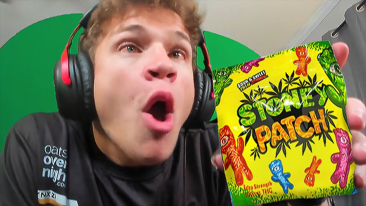 Jynxzi Gets High For The First Time... - FPSHUB