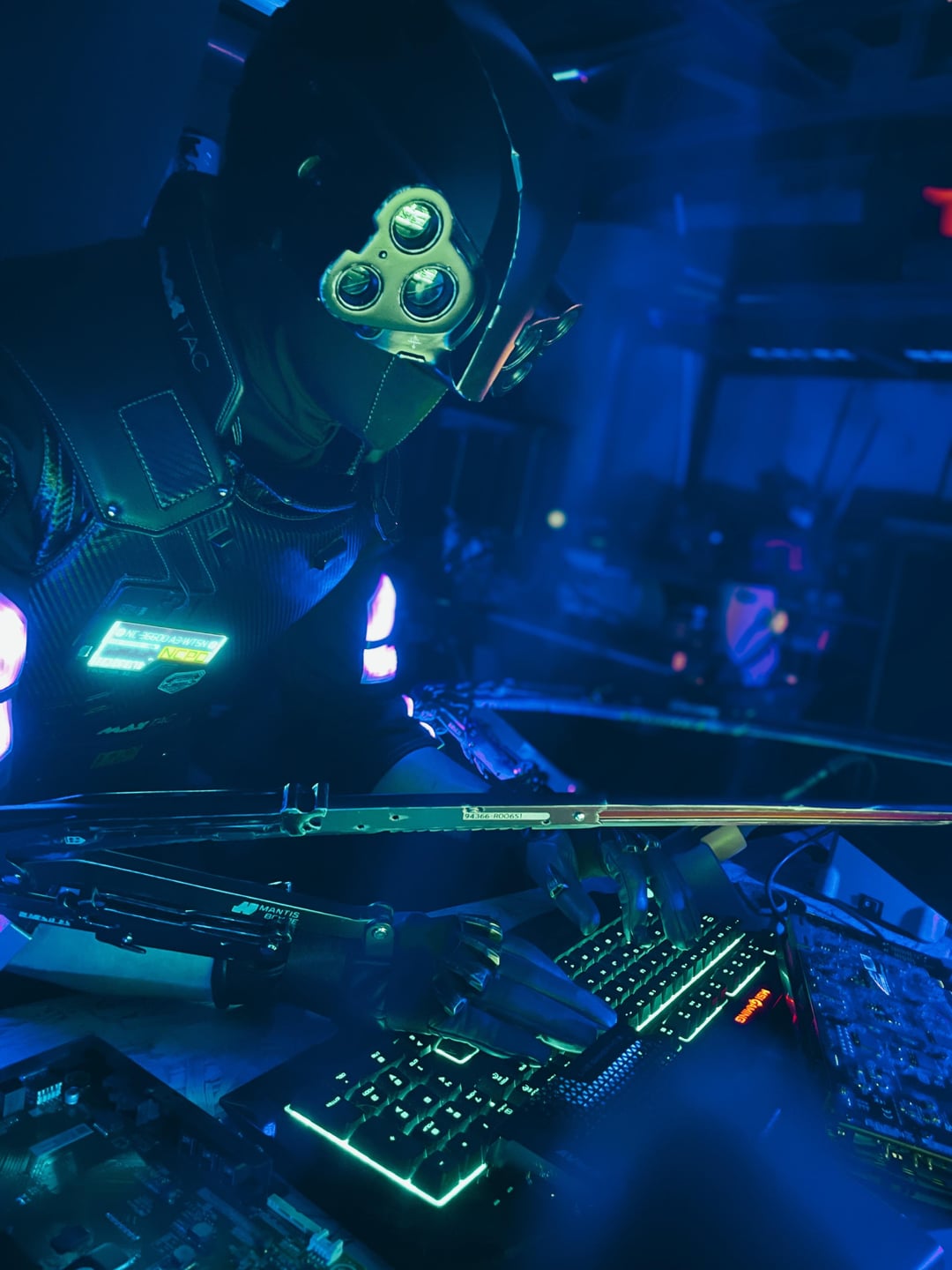 Maxtac cosplay - FPSHUB | FPS GAMES HUB |FPS GAMING HUB