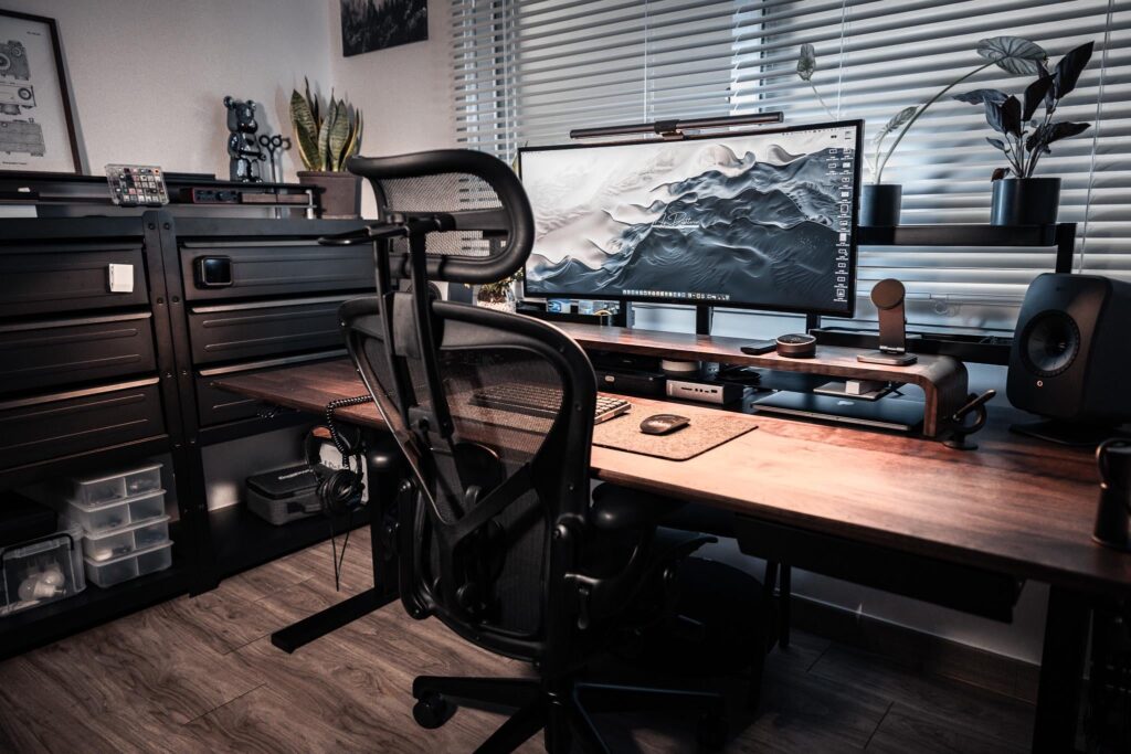 current desk setup. (second desk) - FPSHUB | FPS GAMES HUB |FPS GAMING HUB