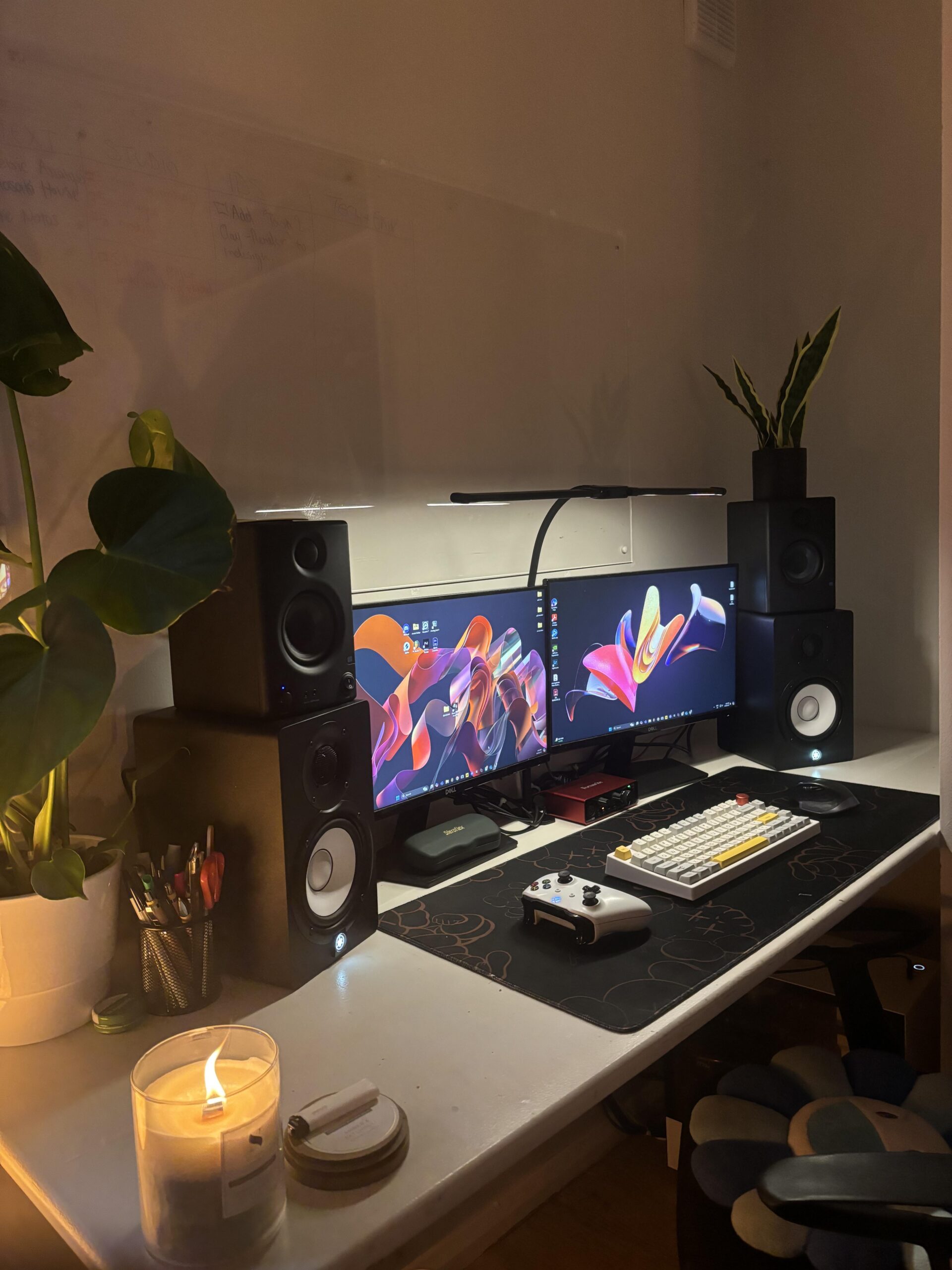 Current uni dorm setup. What should I add or change? - FPSHUB | FPS GAMES HUB |FPS GAMING HUB